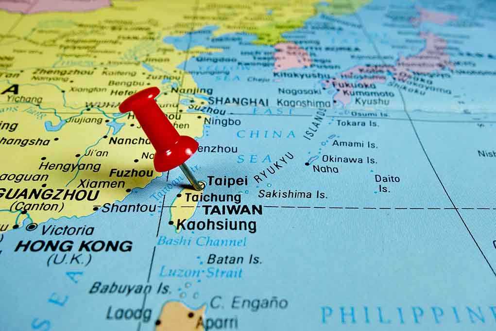 Taiwan Invasion Plans EXPOSED by Top General | Reliable News