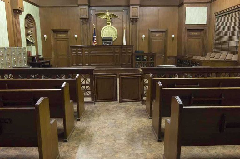 Hostage-Taker Dodges Life Sentence | Reliable News